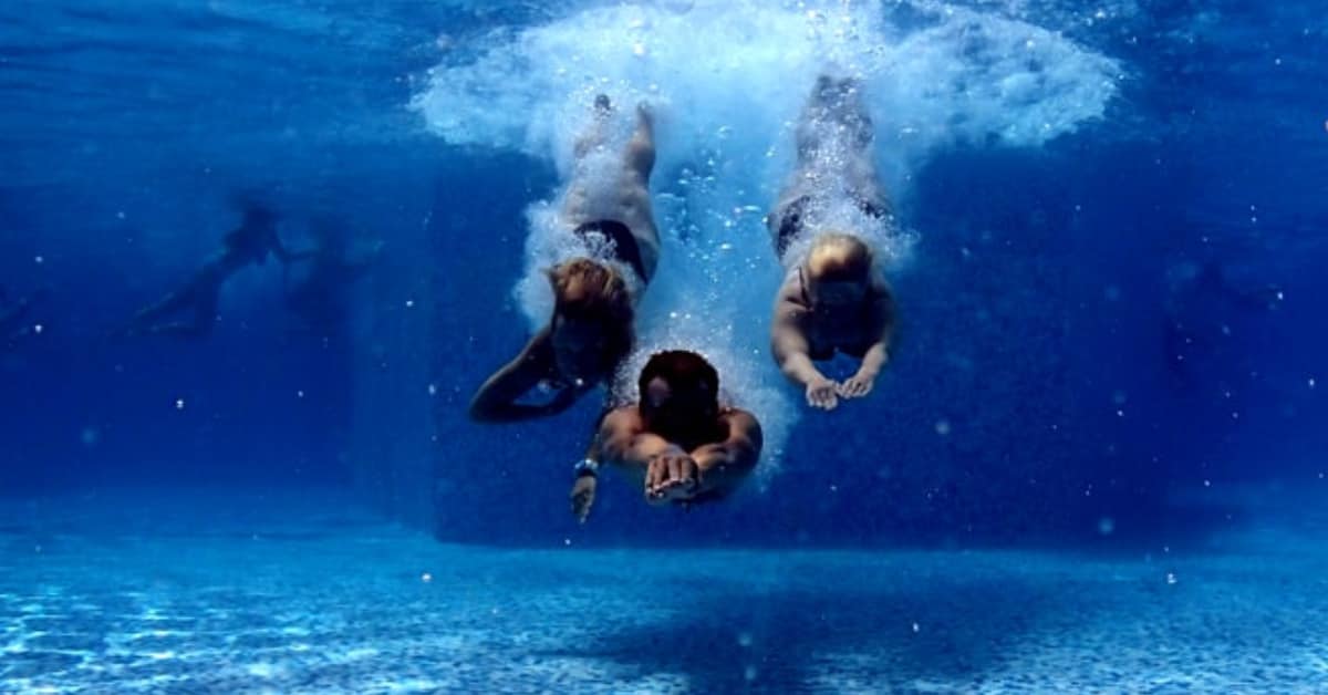 Guide To The Latest Pool Technology 2023 | Venture Pool Co.