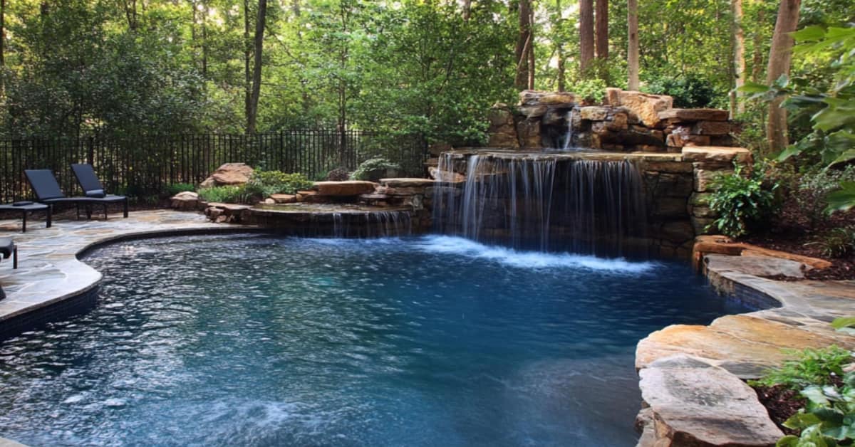 Pool Builder Willow Creek TX | Custom Pool Installation